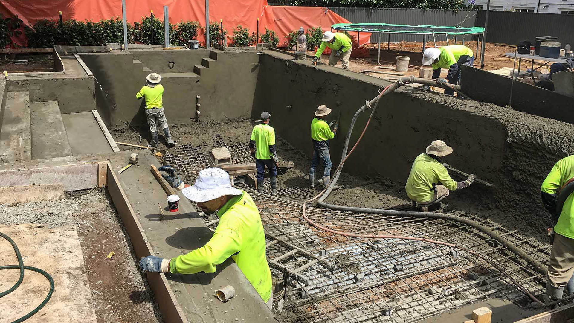 OMG Pools | We build beautiful pools